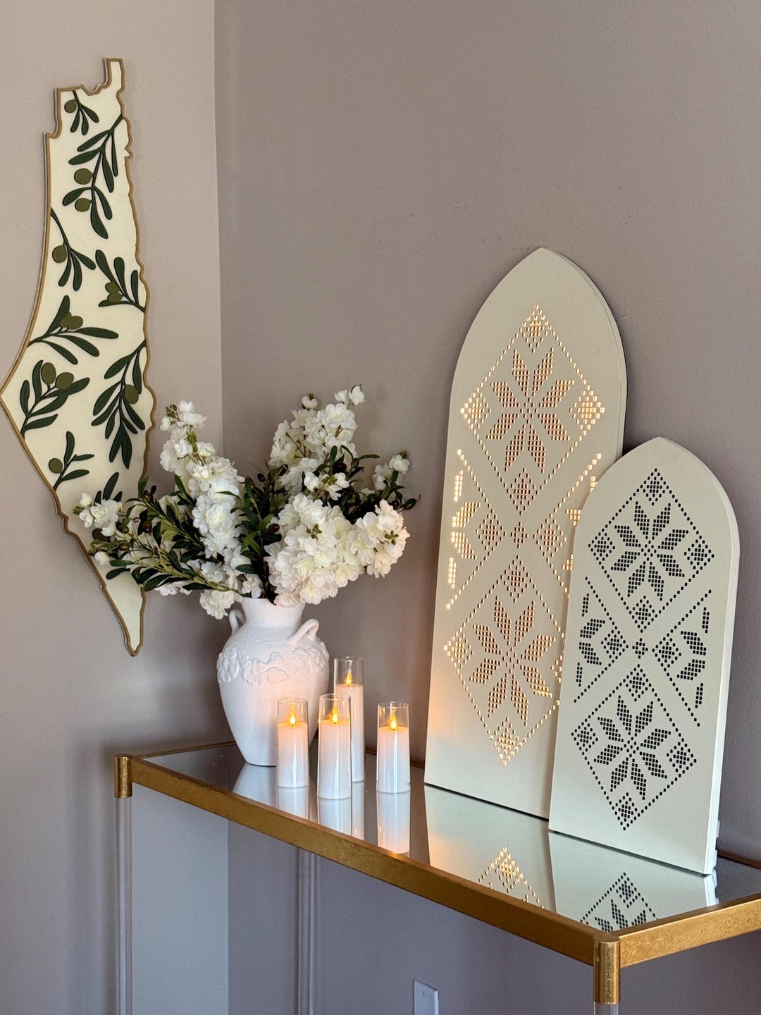 White Tatreez Mehrab With Light - Etsy