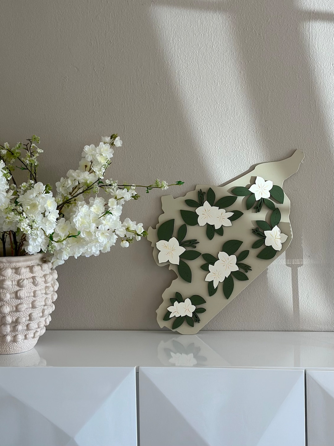 Wooden Syria Map With Jasmine Flowers - Etsy