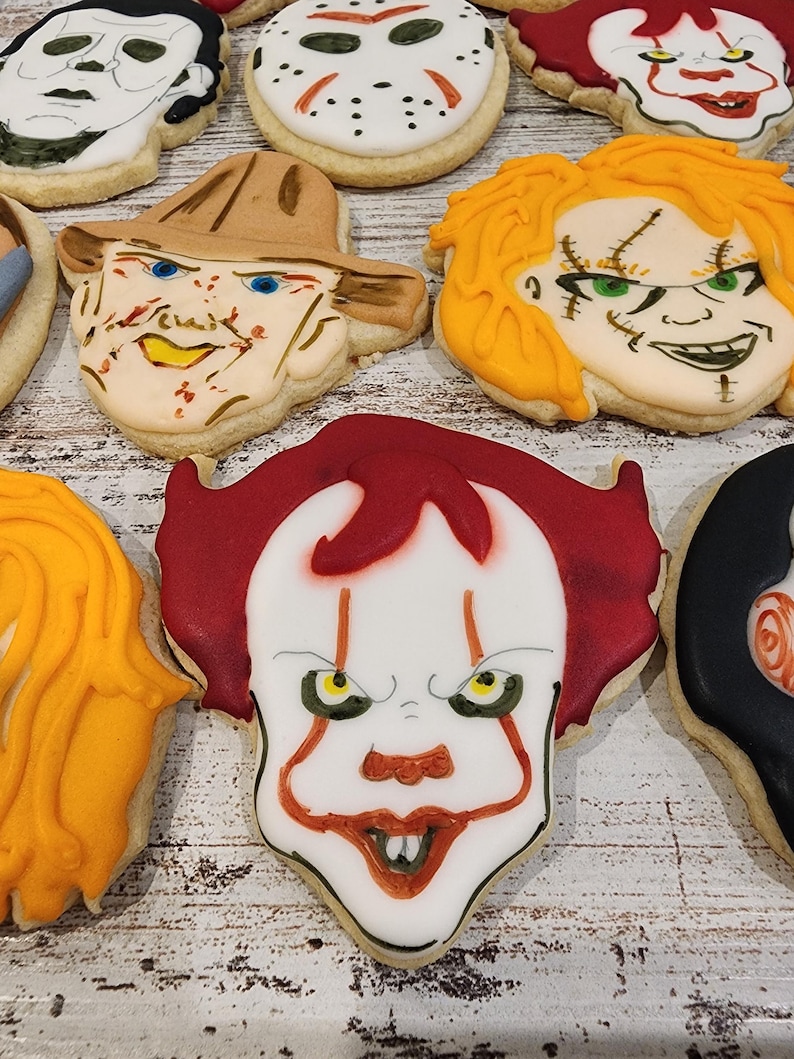 Creepy Horror Movie Cookies - Halloween Treat Set of 12 - Pennywise ...