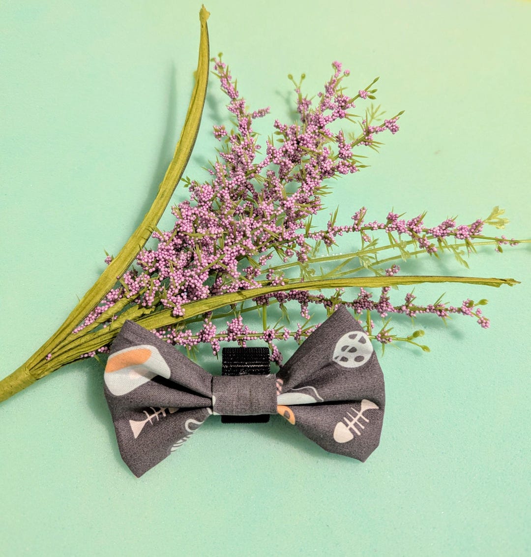 Grey Kitty Cat Fish Bone and Yarn Bow Tie - Etsy