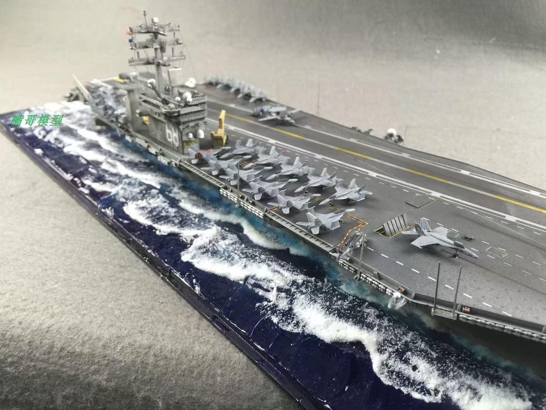 U.S. Navy USS CVN-68 Nimits Carrier, 1:700 Scale, Highly Detailed ...