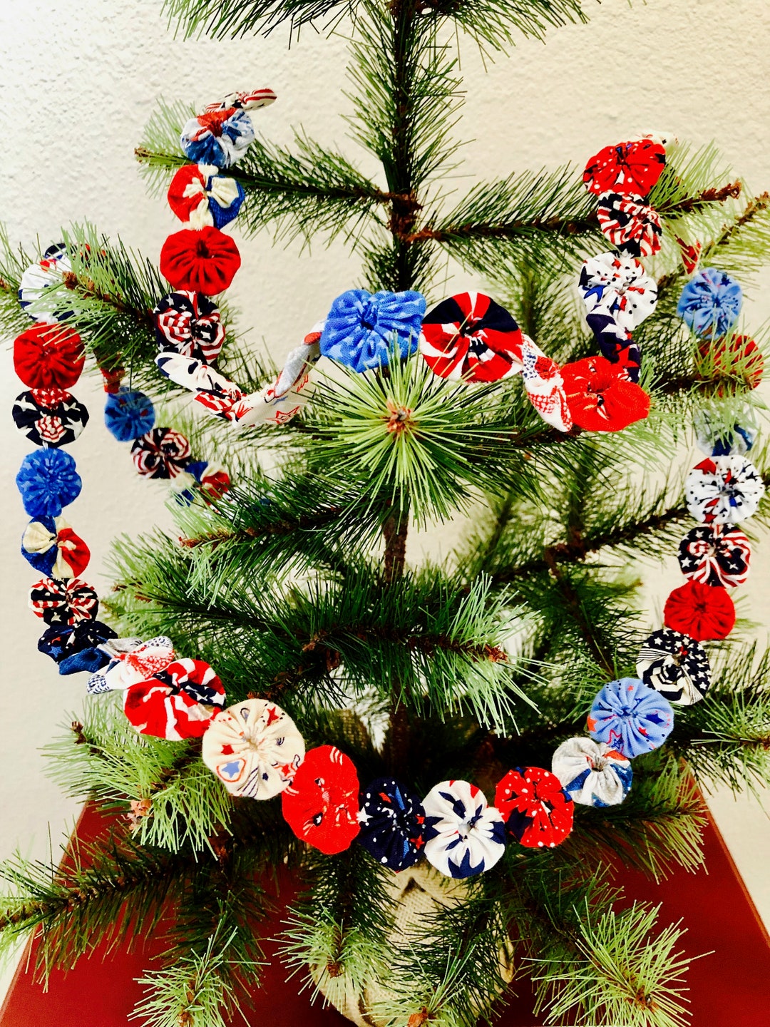 6 FT. MINIATURE PATRIOTIC Yo Yo Garland 1 Inch Feather Tree Fabric Tier ...