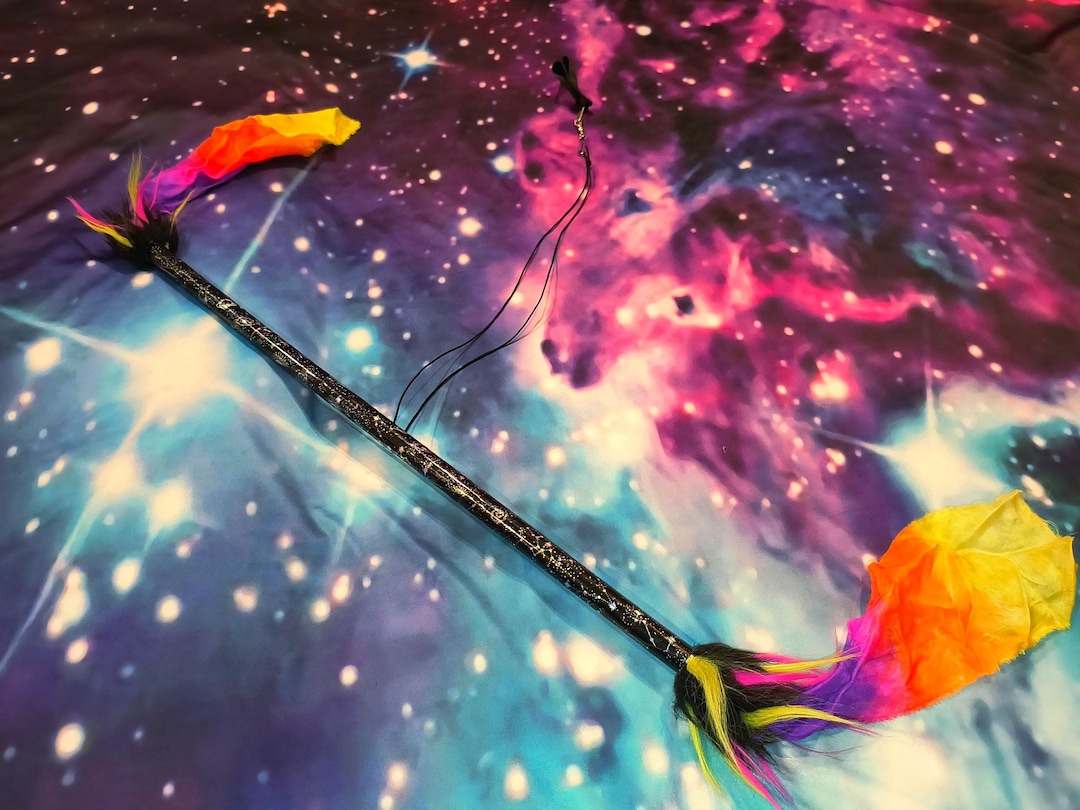 Leviwand With Bonus Silk Streamers and Fluff Tips, Short String With ...