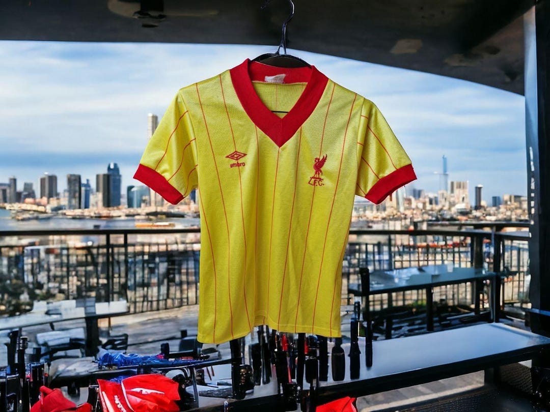 Very Rare Liverpool Umbro 1981 1984 AWAY FOOTBALL Shirt Jersey Kit Size ...