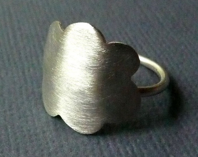 Ring. Modern Contemporary Simple Sleek Elegant Design. - Etsy