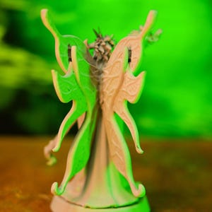 Fairy Queen | 32mm Miniature | Plant-based Resin | Dungeon and Dragons ...