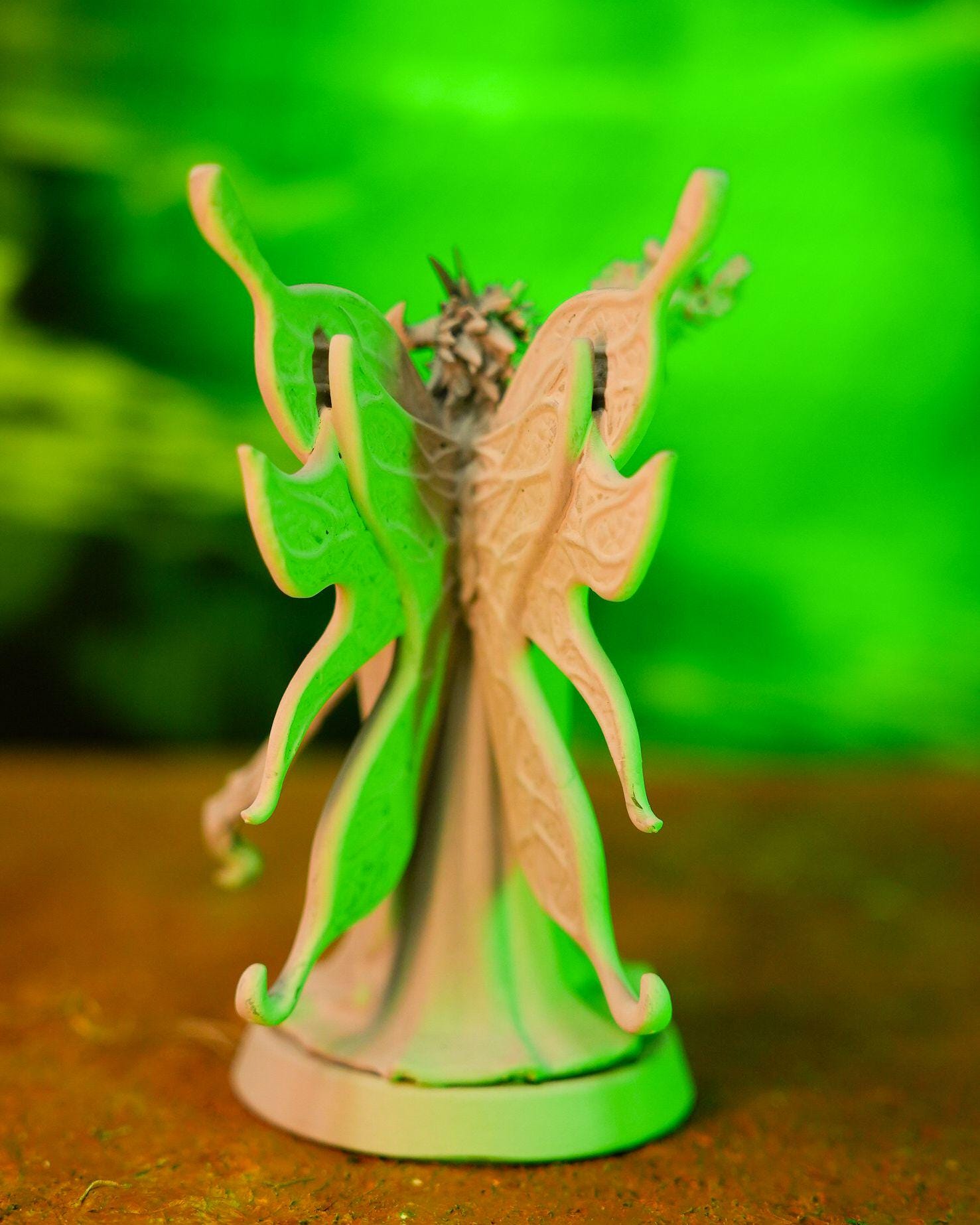 Fairy Queen 32mm Miniature Plant-based Resin Dungeon and Dragons RPG ...