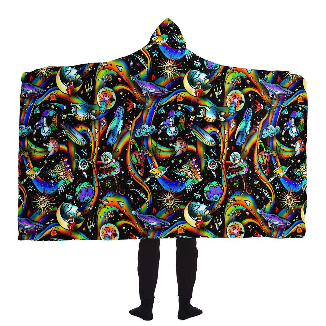 Trippy Wearable Blanket, Sherpa Lined Psychedelic Fish Hooded Blanket ...