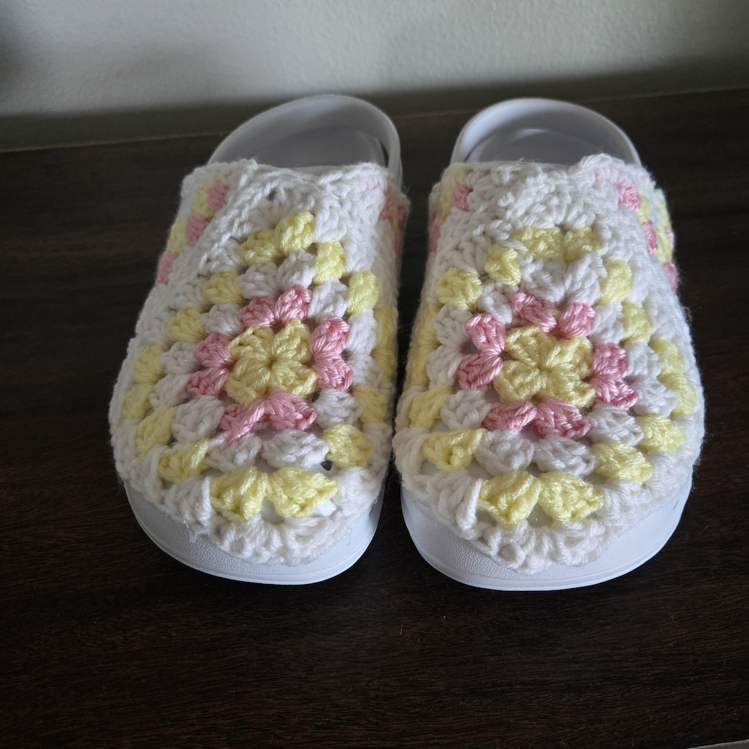 Pastel Granny Square Croc-like Sandals Sz 8 - Etsy