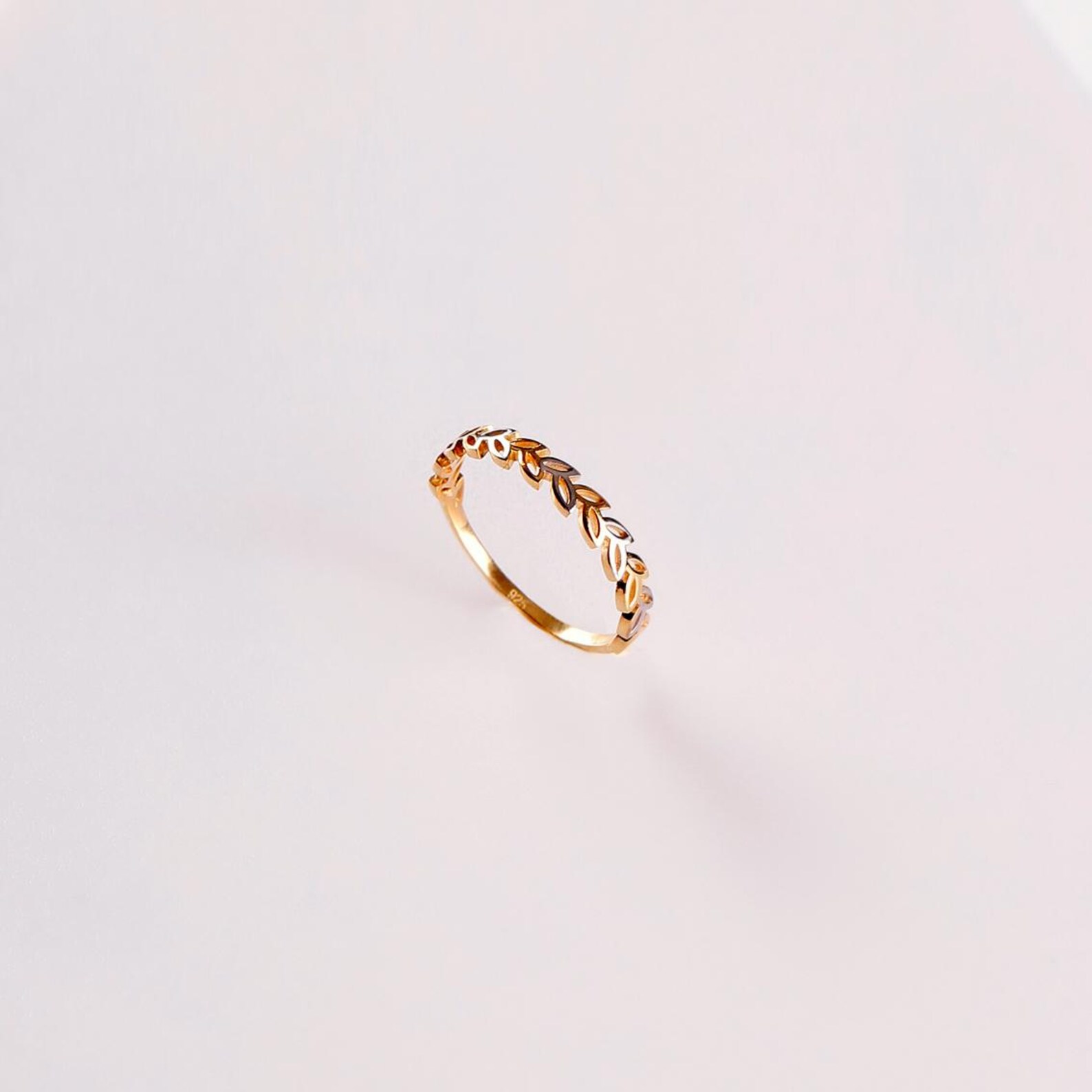 Leaf Crown Design 14K Gold Ring for Women, Excellent Craftsmanship ...