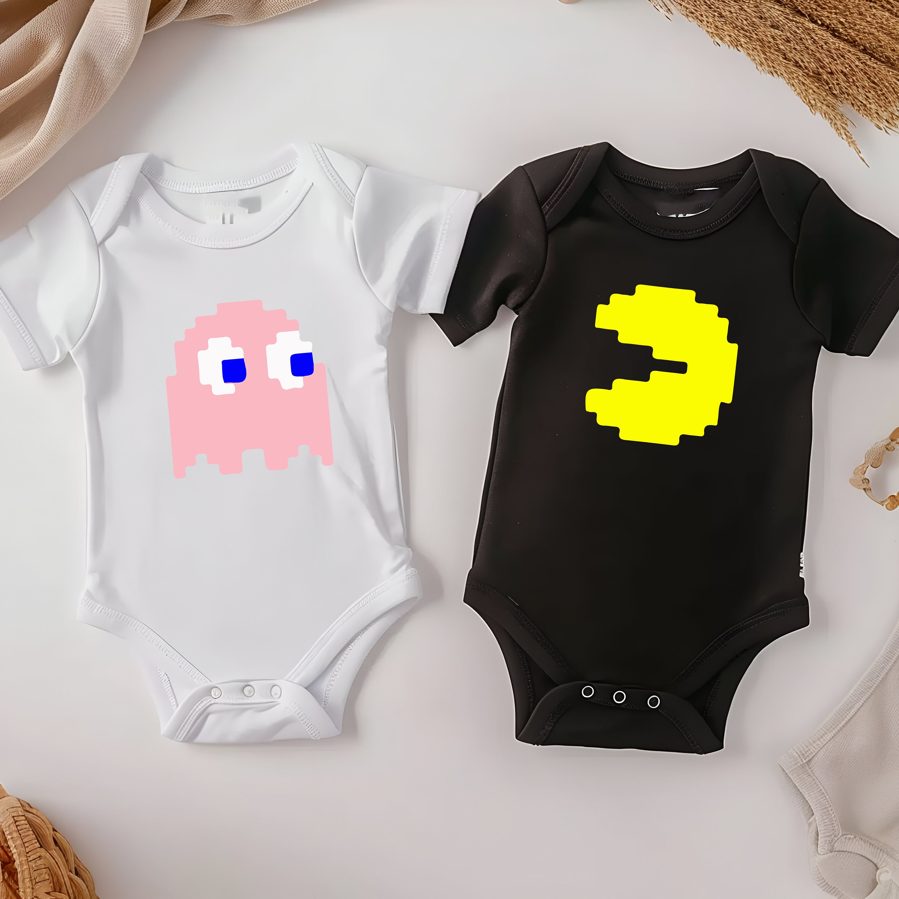 Pacman T-shirt Design, Vintage Pacman Costume Party Shirt ,pacman Group ...