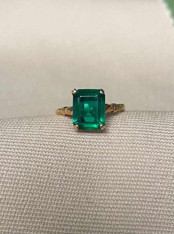 10k Gold Synthetic Emerald Solitaire Ring • Emerald R… - Gem