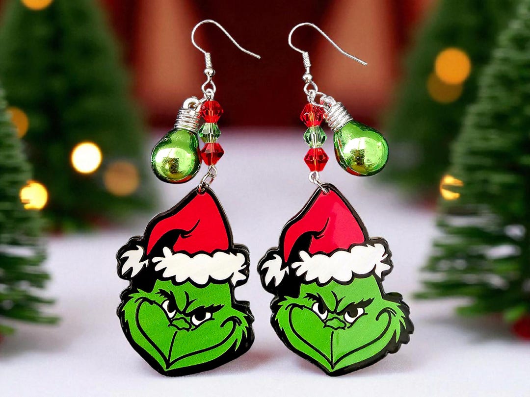 Handmade Green Grouch Christmas Earrings: Red & White Crystal Beads ...