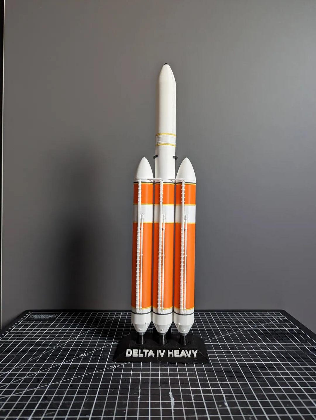 3D Printed NASA Delta IV Heavy Rocket Model: Space Enthusiast Gift - Etsy