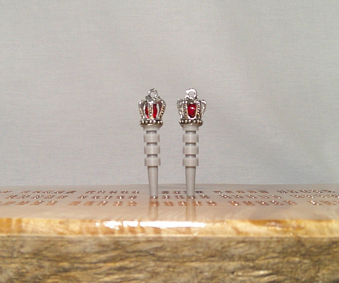 Kings Crown Resin Cribbage Pegs: Game Scoring Markers, Set of 2 or 3 ...