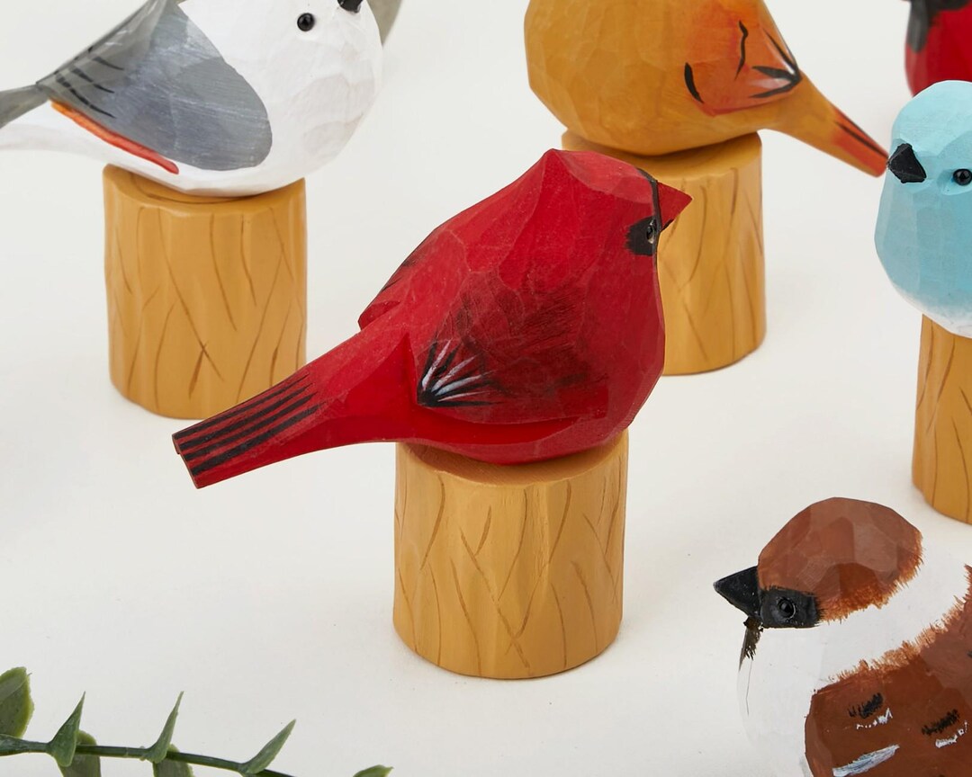 Wooden Cardinal Statue, Hand-painted Carved Bird Statue, Cardinal ...