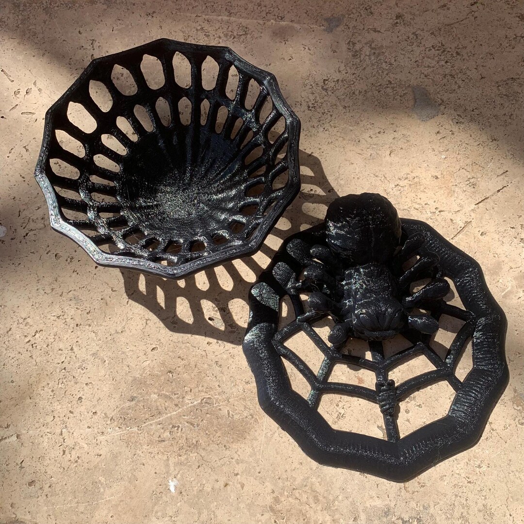 Spider-themed Candy Bucket - Etsy