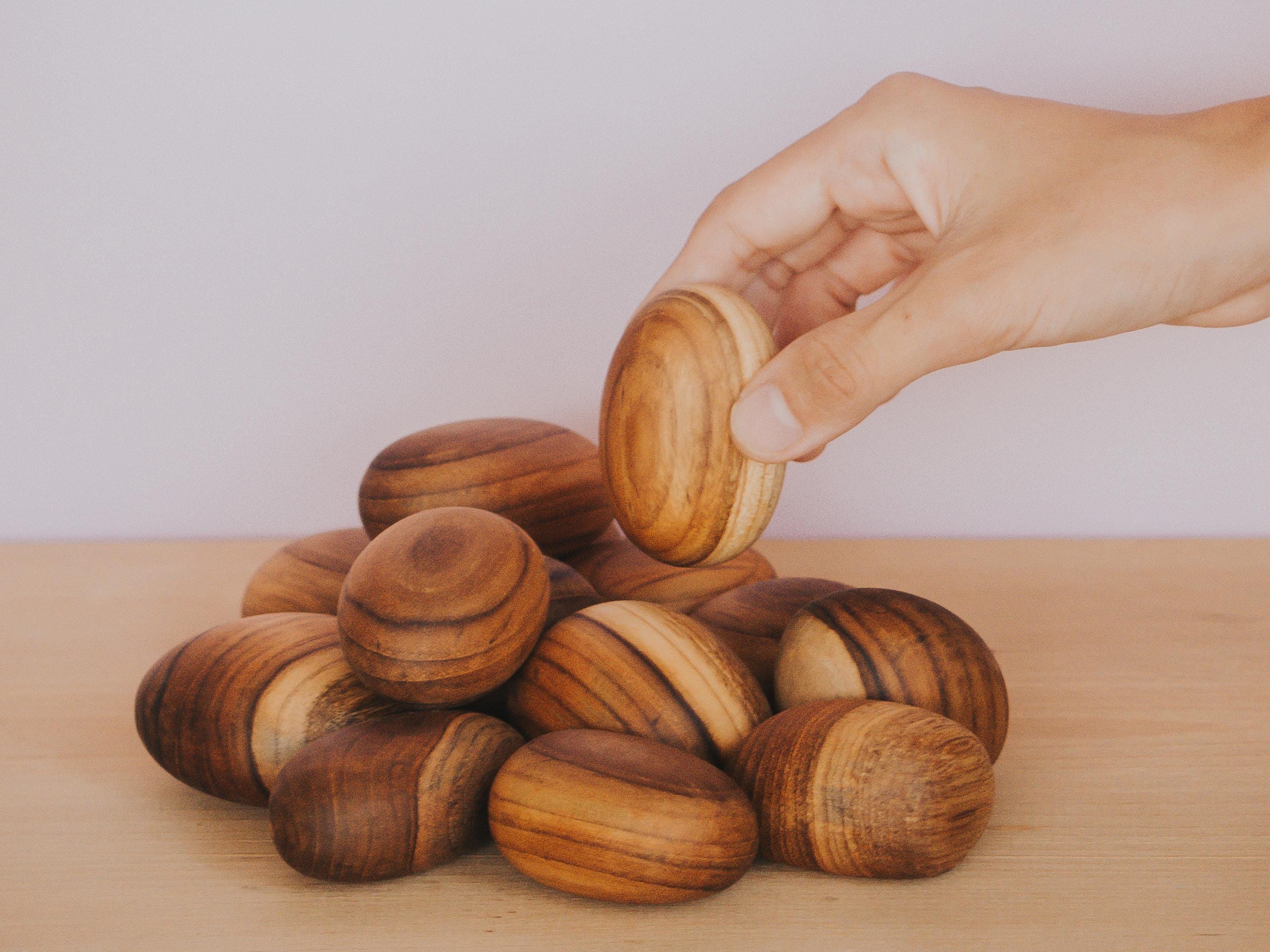 Teak Wooden Pebbles Smooth Rounded, Anti-stress Wooden Stones, Natural ...