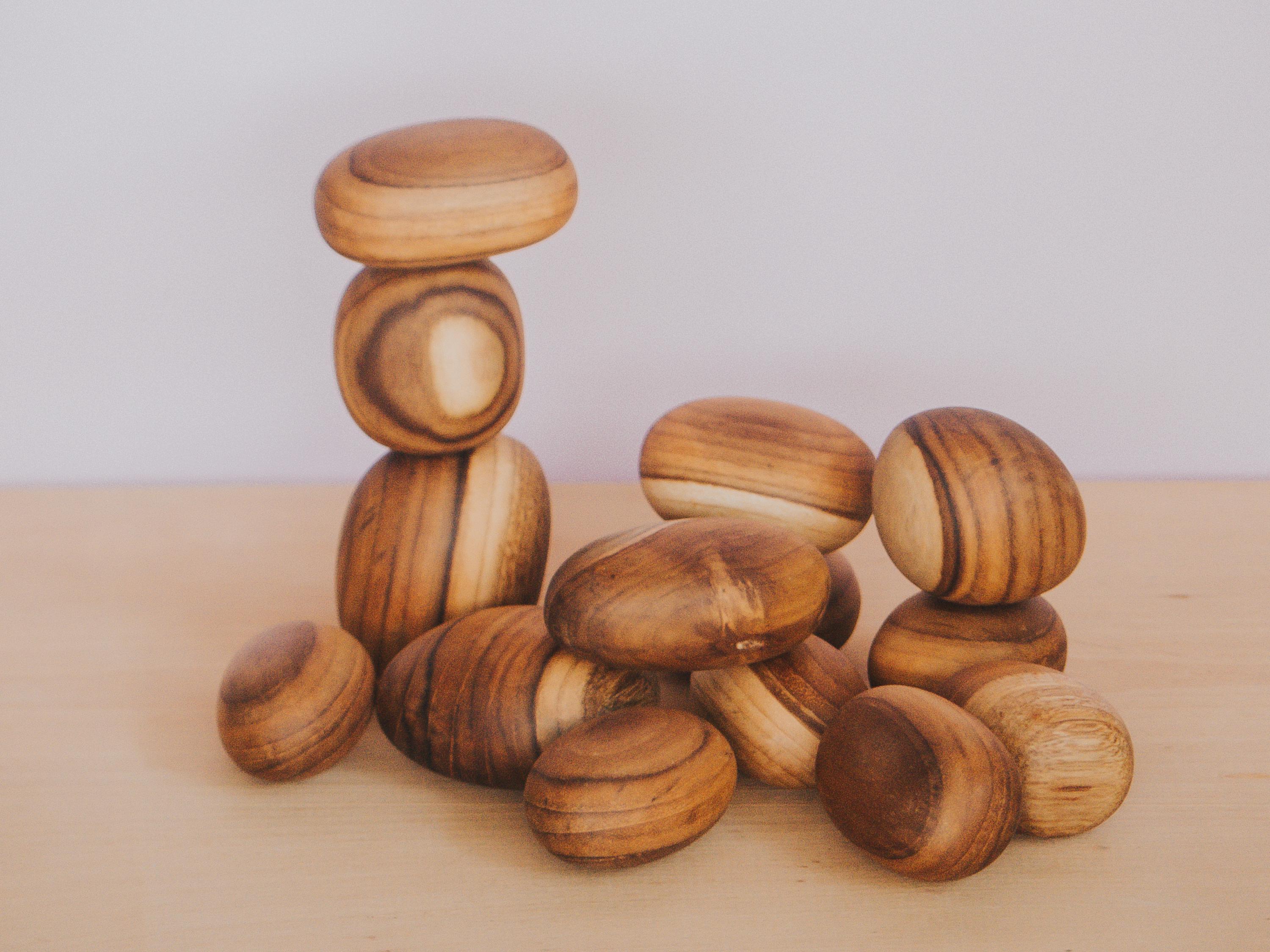 Teak Wooden Pebbles Smooth Rounded, Anti-stress Wooden Stones, Natural ...