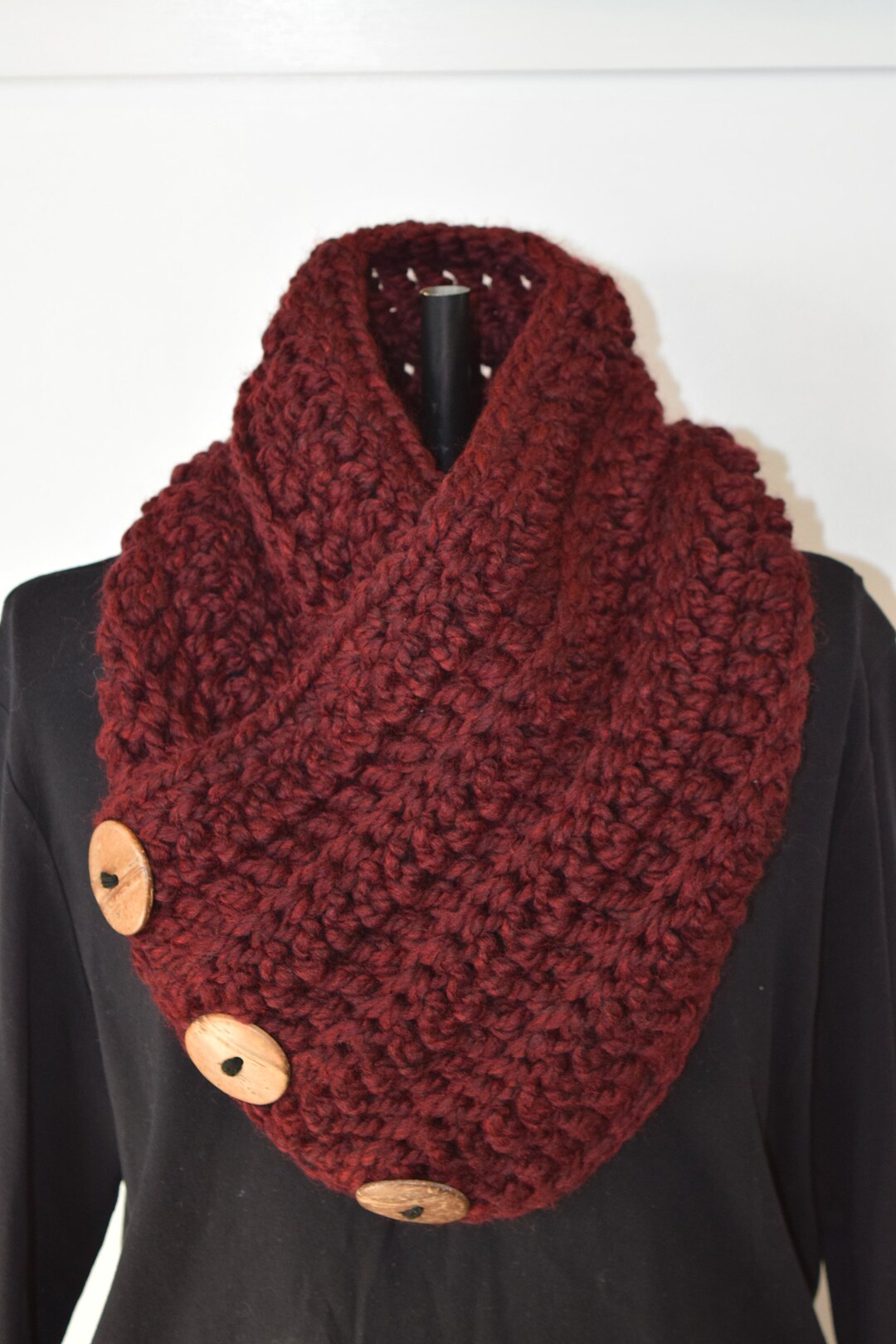 Chunky Crochet Scarf Infinity Scarf Cowl Neck Claret Color Scarf ...