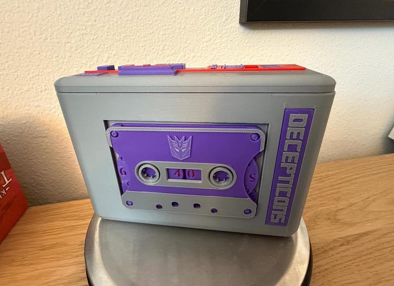 Transformers Soundwave Blaster Cassette Player Deck Box: Holds 130 ...