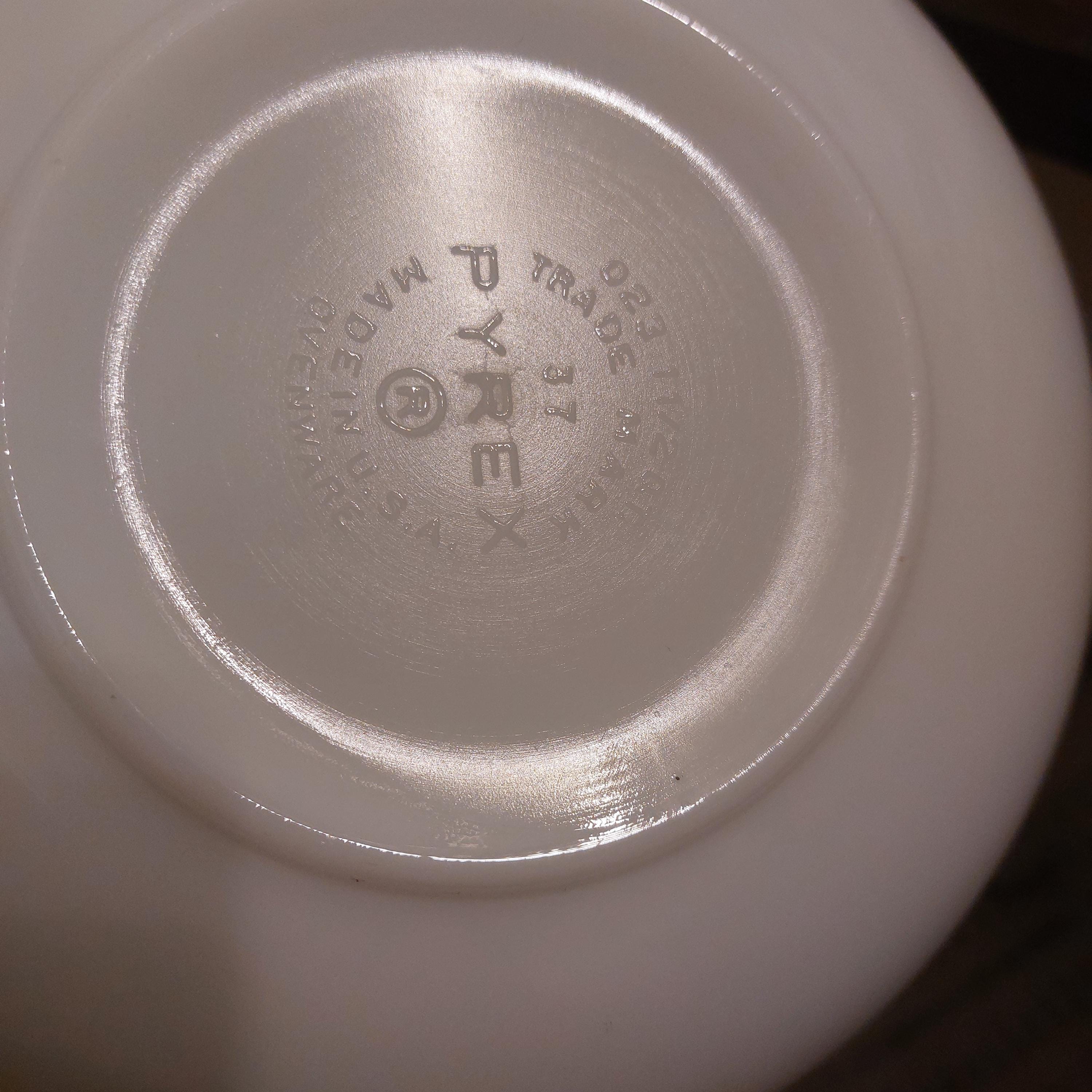 Pyrex Milk Glass Dish - Etsy