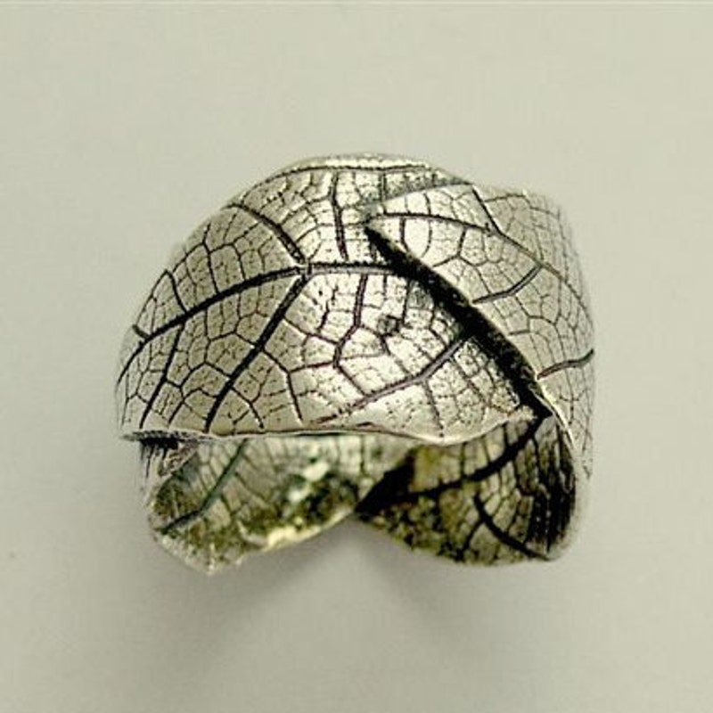 Sterling Silver Leaf Ring - Etsy