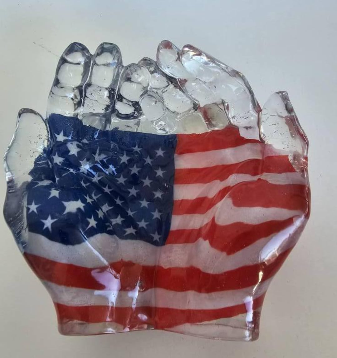 Resin United States Flag Open Hands With Embedded American Flag ...