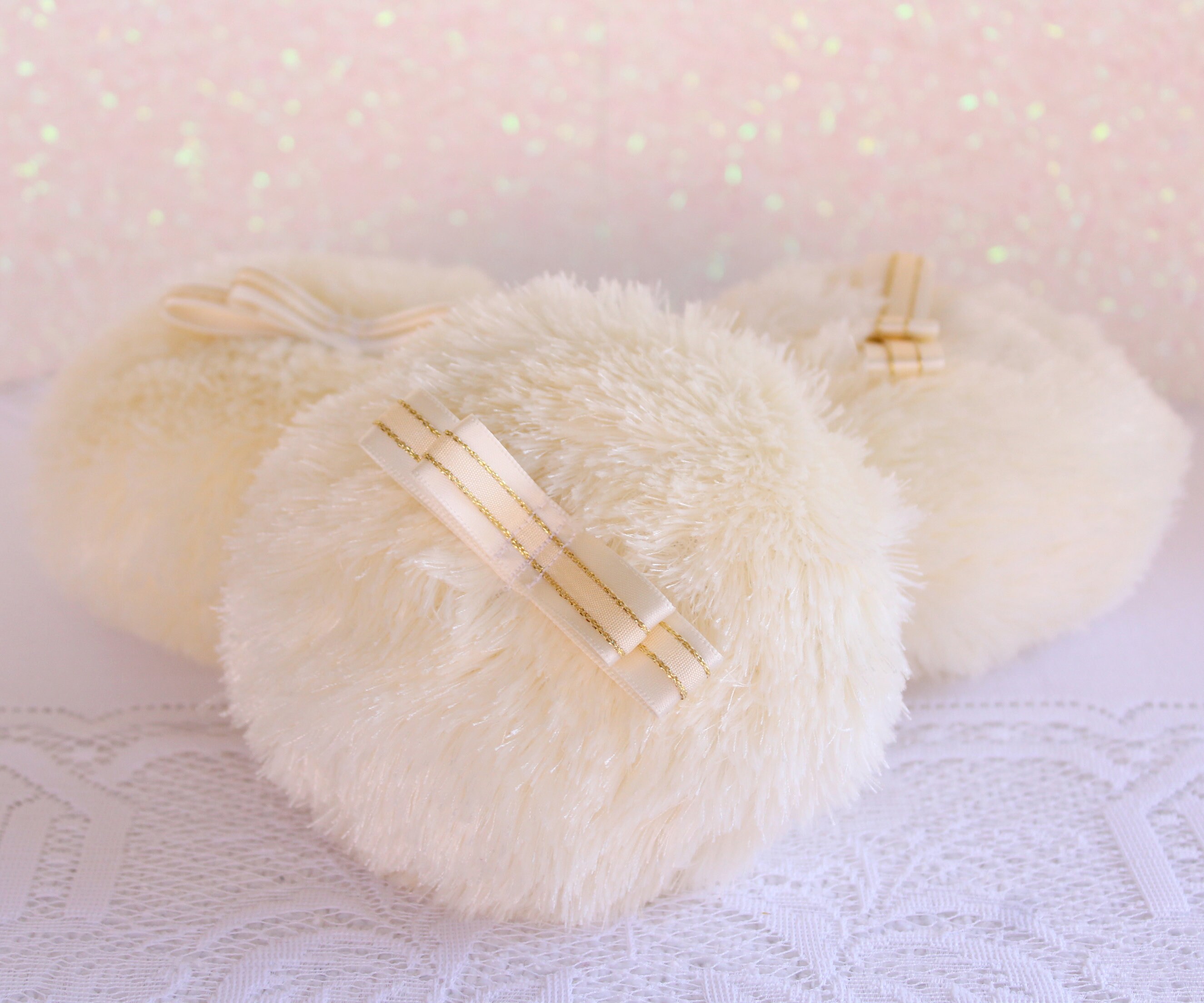 Powder Puff ~ Cream & Cream Sparkle ~ Vintage Style Faux Fur