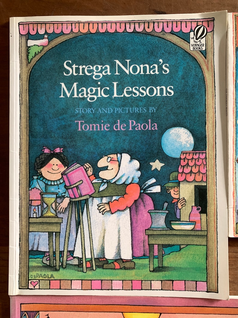 Vintage Tomie Depaola Children's Book: Strega Nona, Christmas Nativity ...