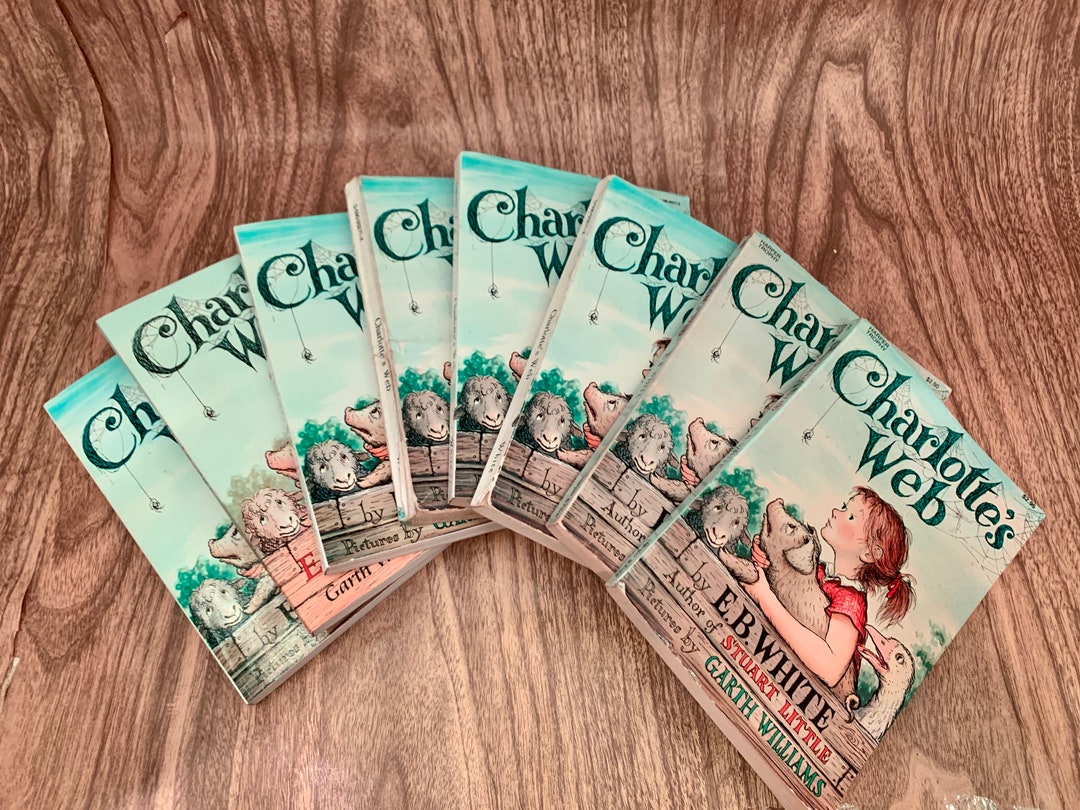 Charlottes Web by EB White Illustrated by Garth Williams, Various ...