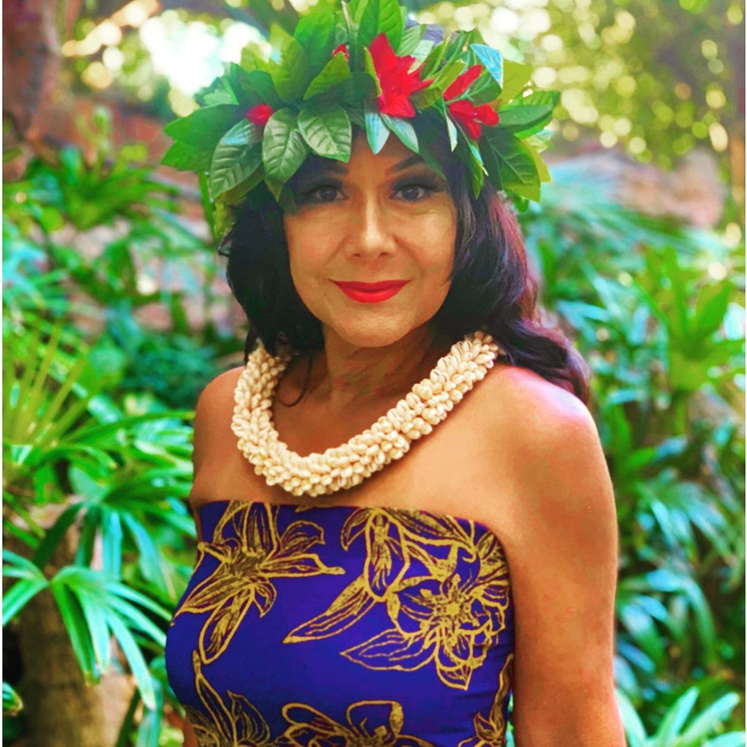 Just Red Hawaiian Head Lei for Stage & Other Entertainment | Polynesian ...