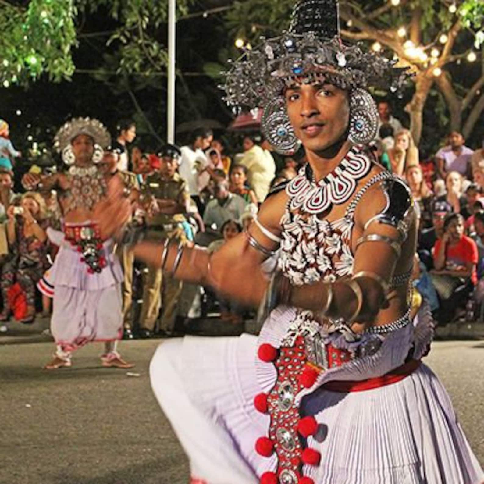 Kandyan Dancer Ves Costume Sri Lanka Marionette String - Etsy