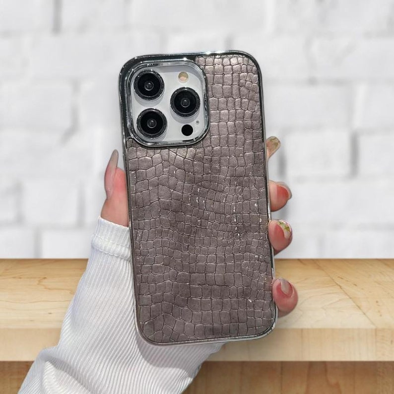 Luxury Crocodile Leather Phone Case for iPhone 16 15 14 13 12 11 Pro ...