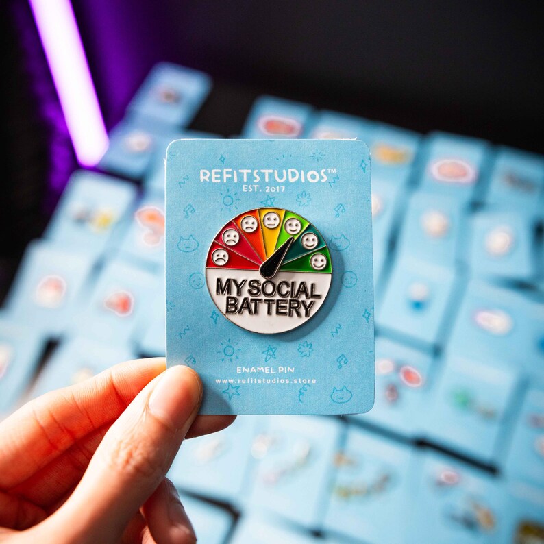 Interactive my Social Battery Pin Spinner Lapel Pin Enamel Pin Wheel ...