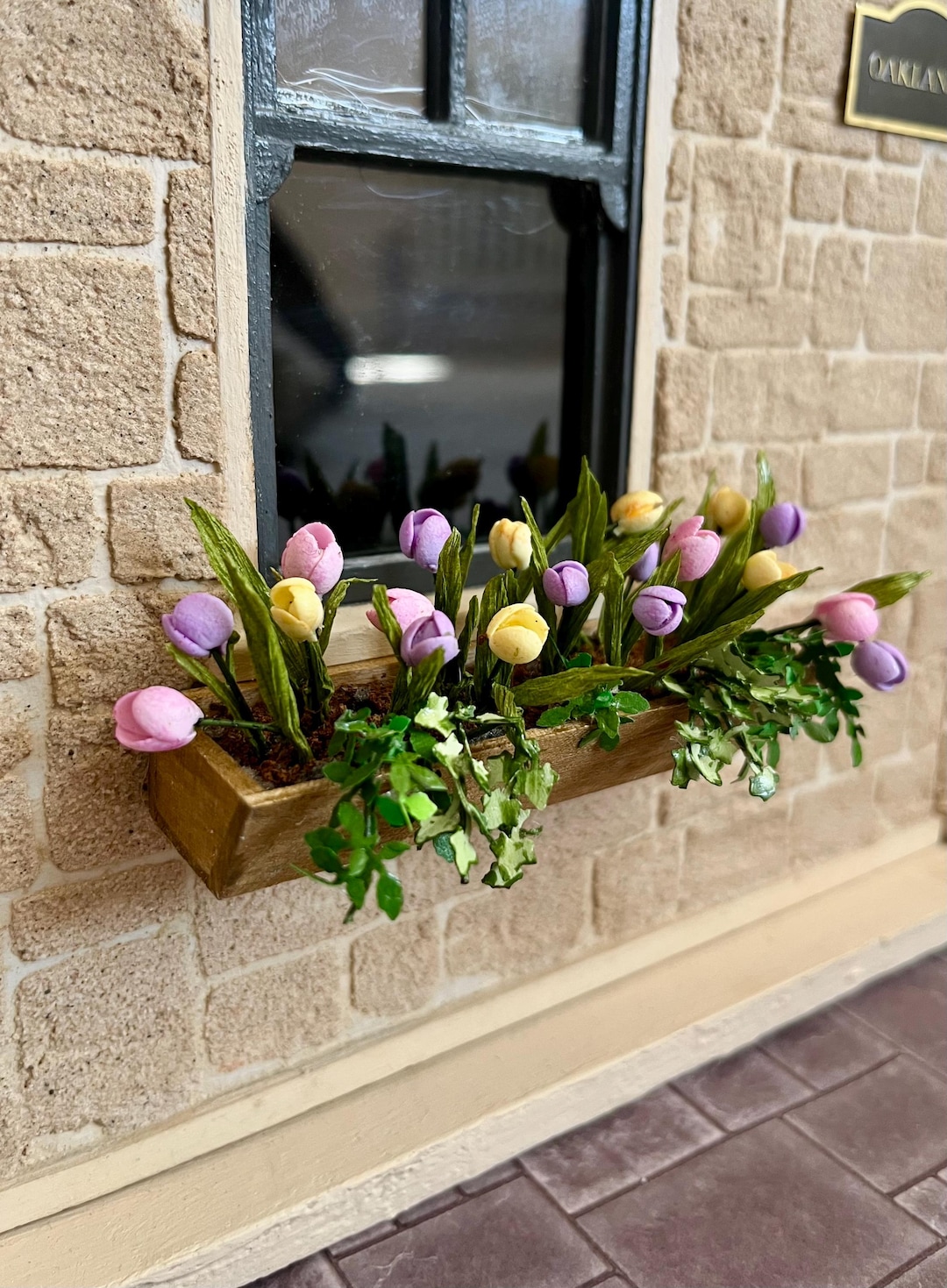 Tulip Window Box | DOLLS HOUSE | 1:12 Scale - Etsy