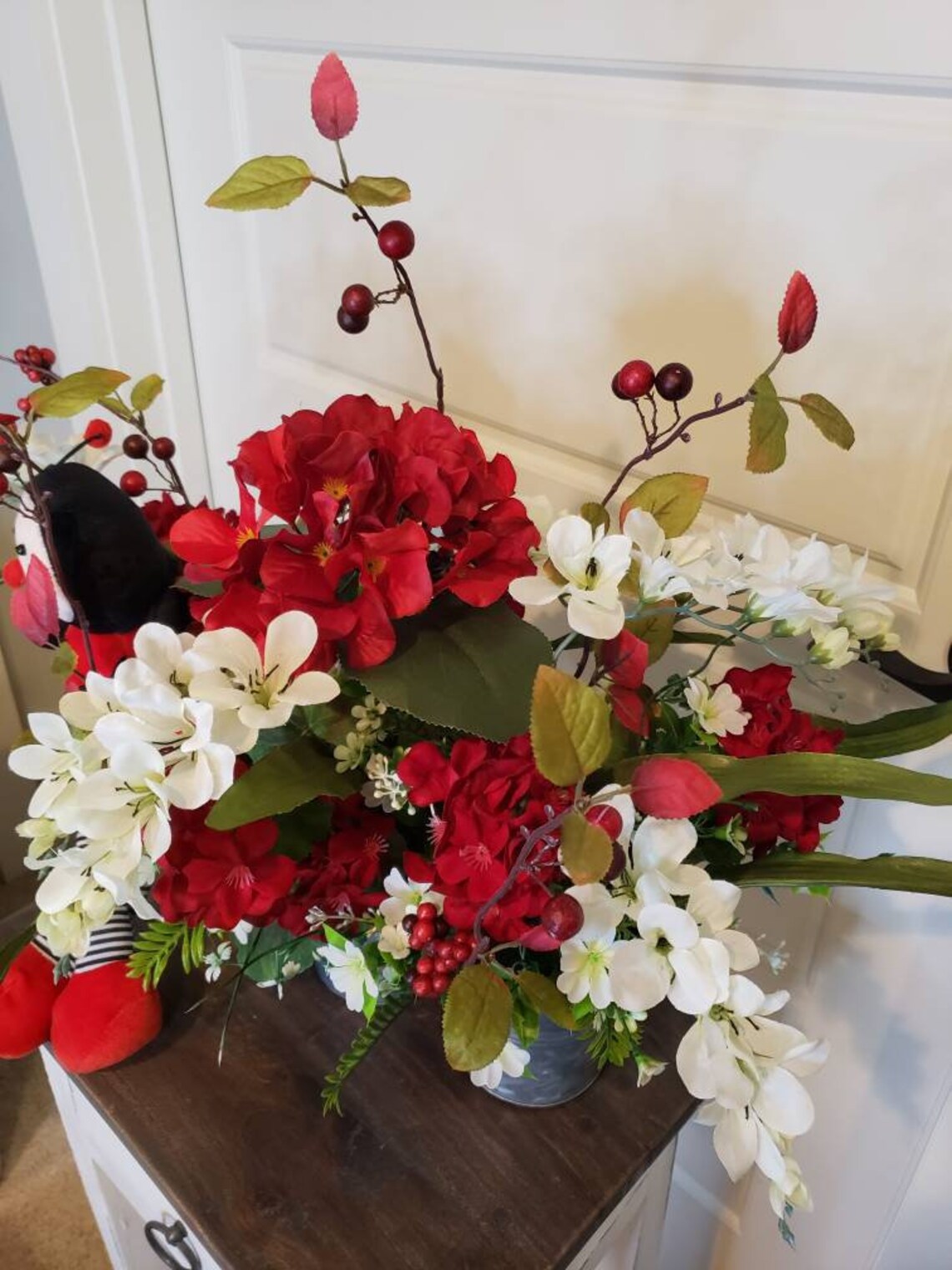 Geranium Centerpiece With Ladybug, Summer Center Piece, Red Geranium ...