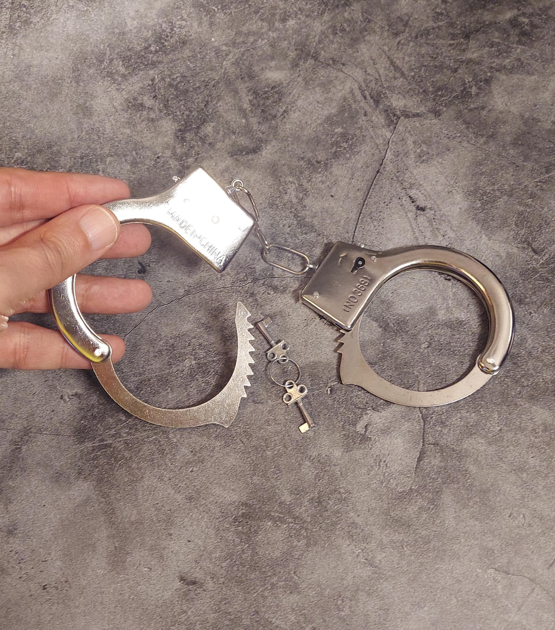 Ochosi Handcuffs Ogun Warrior Orishas Ogun Oshosi Elegua Echu Caldero ...