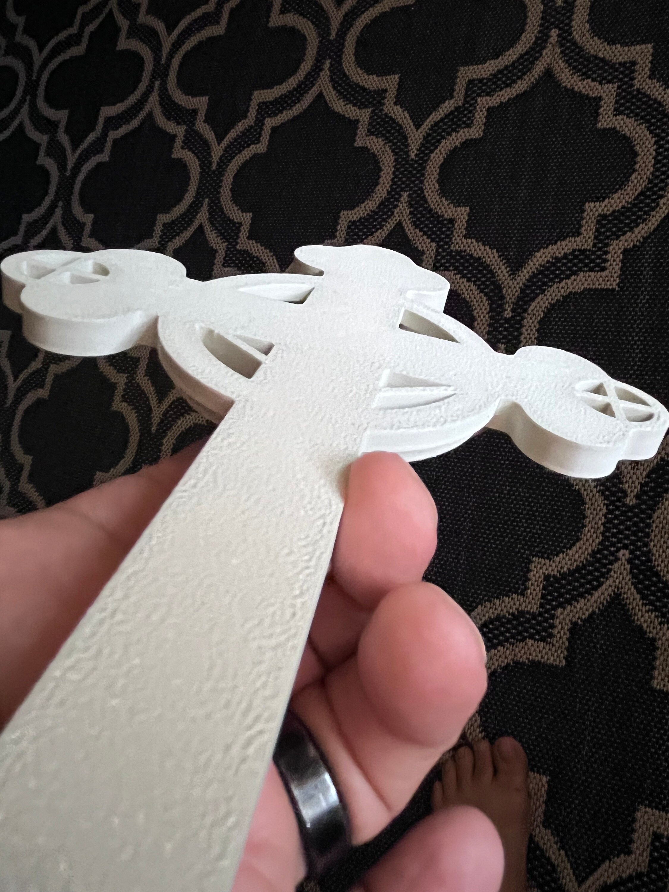Botonee Cross: A Full-sized 3D Printed Symbol of Faith - Etsy