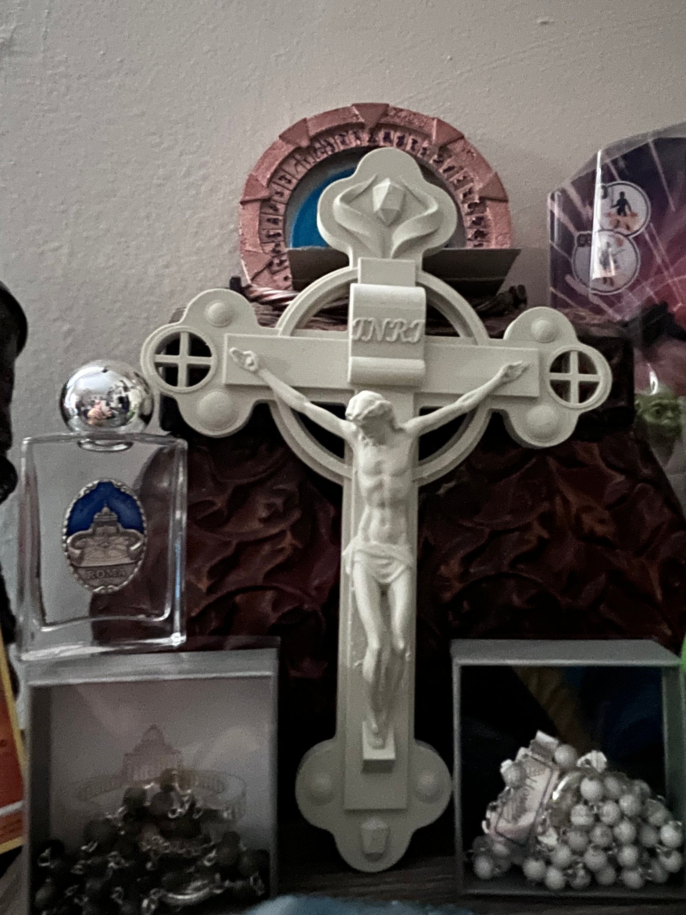 Botonee Cross: A Full-sized 3D Printed Symbol of Faith - Etsy