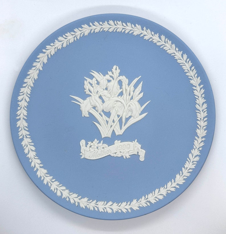 Vintage 1990 Wedgwood Mother Plate Iris Jasperware Jasper Ware - Etsy