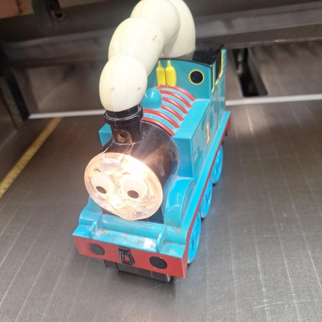 Thomas the Train No 1 Engine Light and Go Flashlight&sounds by Little ...