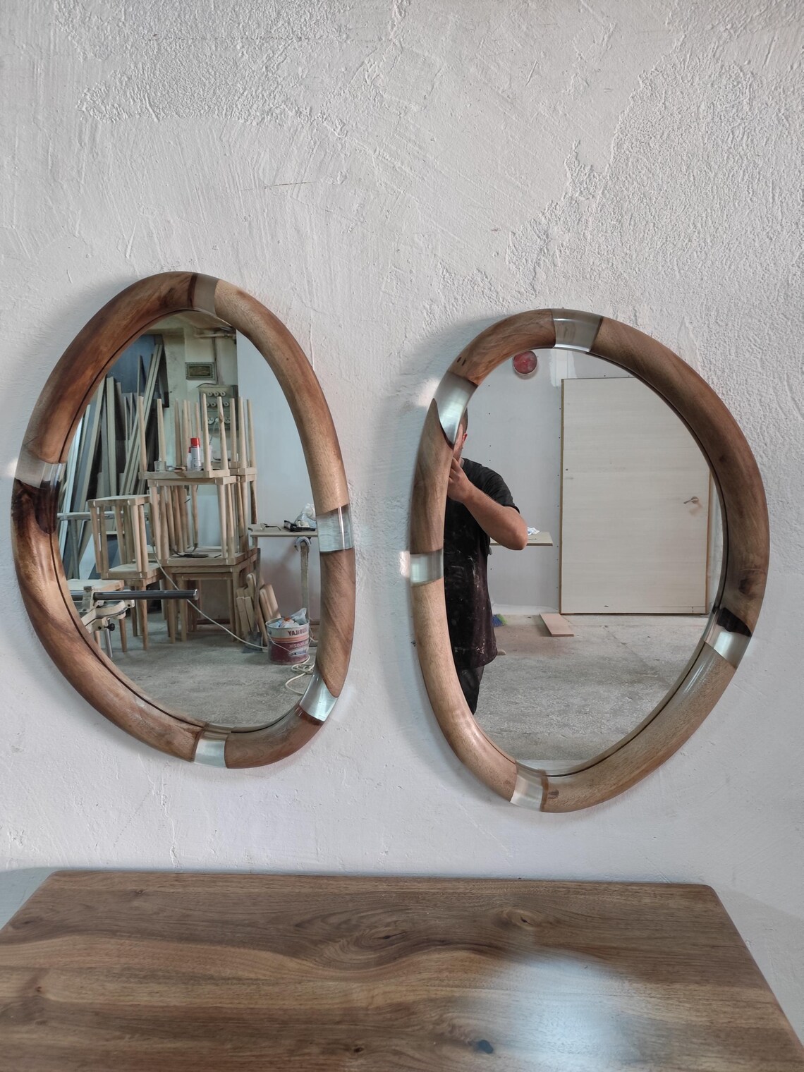 Handmade Epoxy and Wood Mirror Modern Design With a Natural Touch ...
