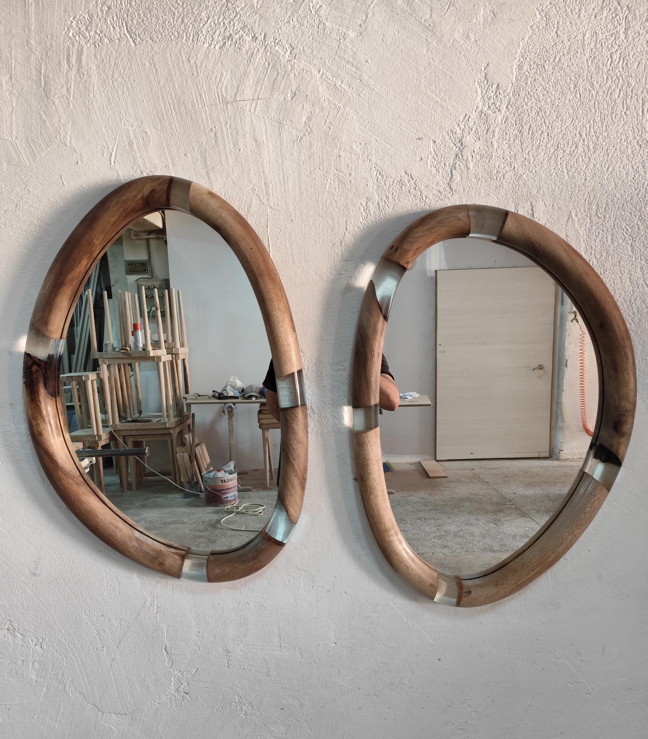 Handmade Epoxy and Wood Mirror Modern Design With a Natural Touch ...