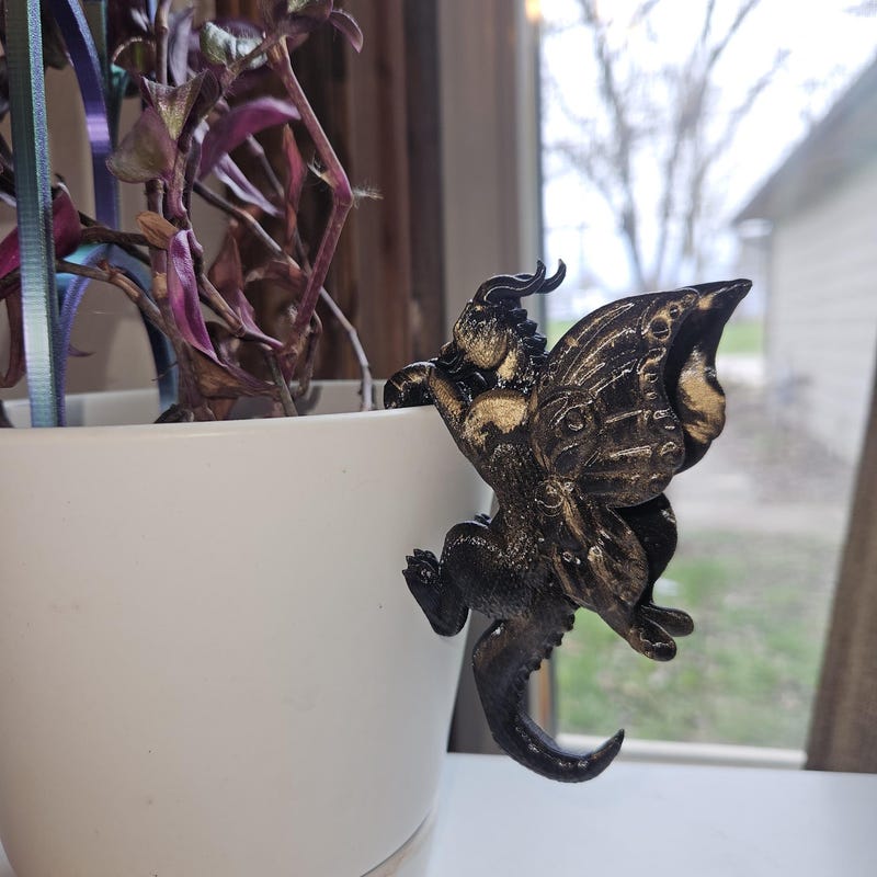Garden Pot Hangers Dragon - Etsy