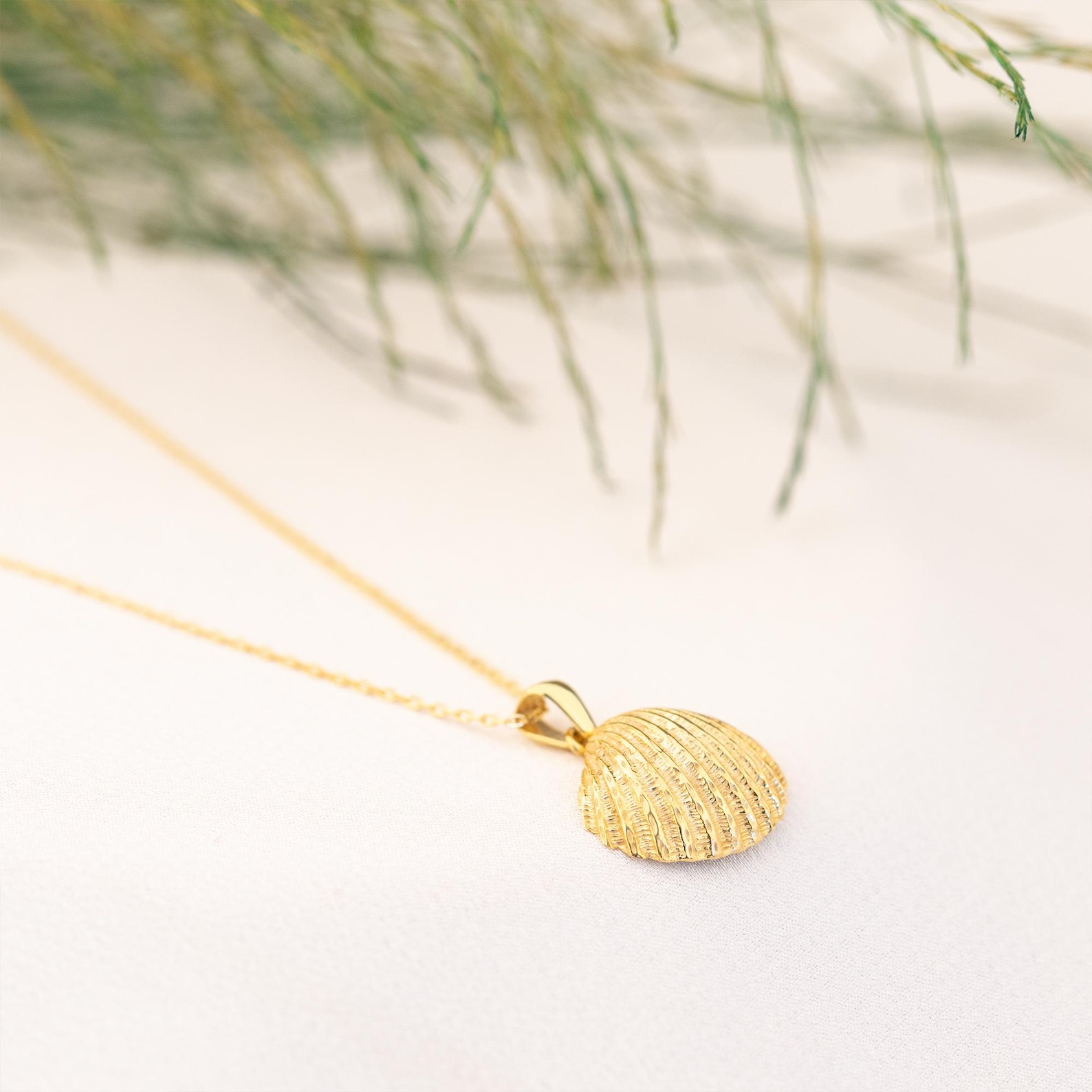 14K Gold Sea Shell Necklace Sea Shell Necklace for Her Sea Shell ...