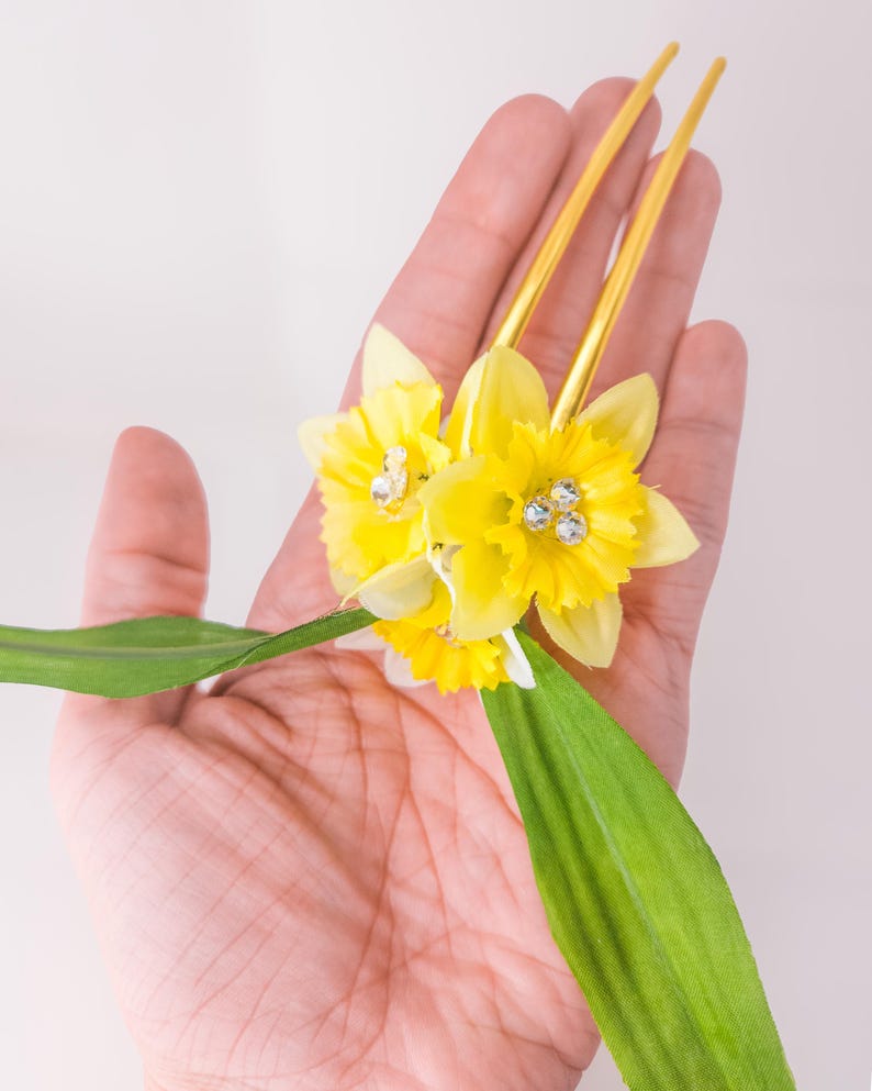 Daffodil Flower Chignon Pin Hair Accessory - Etsy