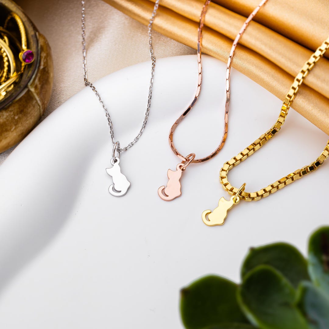 14K Gold Tiny Cat Necklace, Small Kitten Pendant, Dainty Cat Charm ...