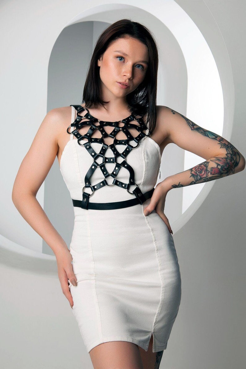 Knitted Chest Harness, White Harness for Women, Leather Chest Harness ...