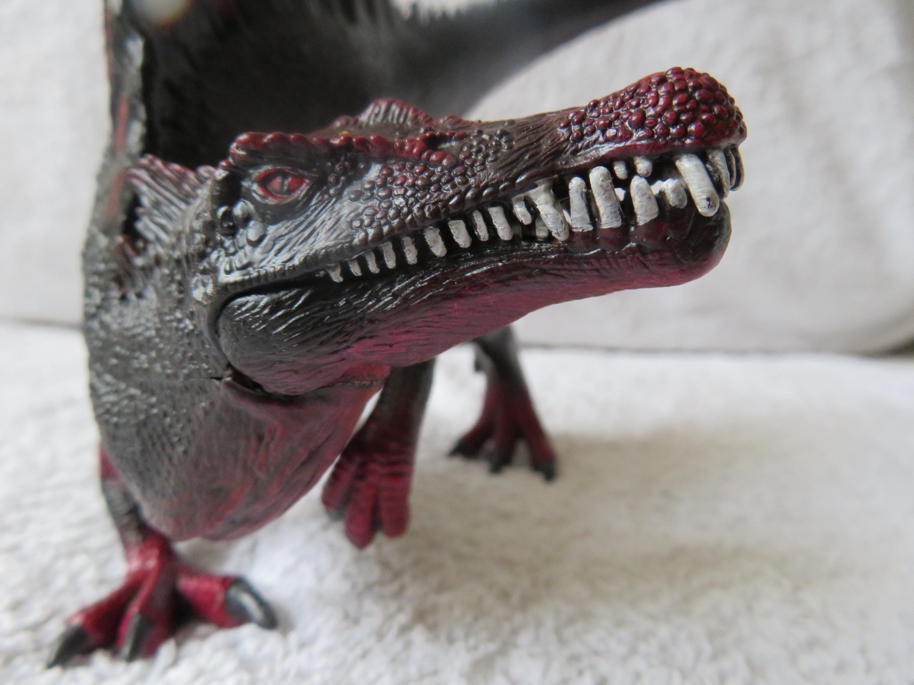 Black & Red Custom Painted Spinosaurus Aegypticus Ark Inspired - Etsy
